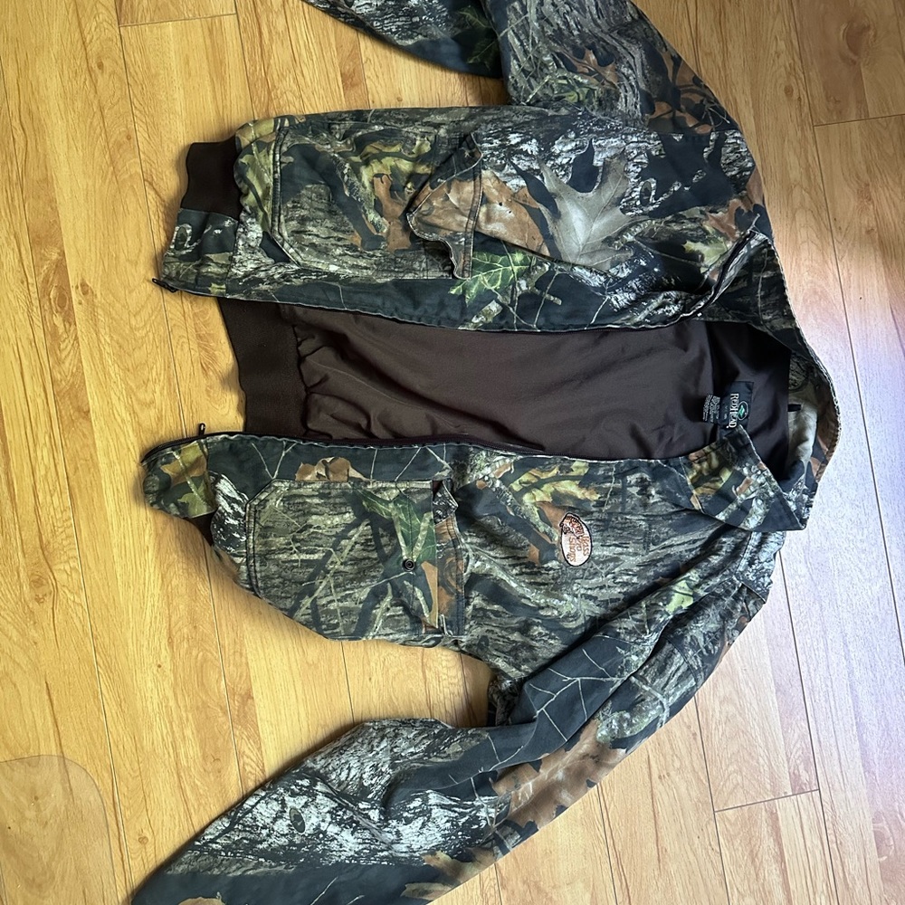 Camo Bass Pro Shops Jacket Gem